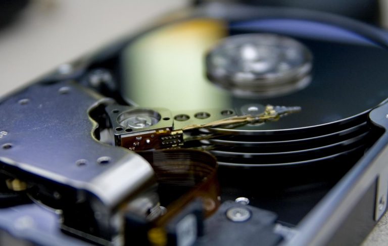 What is HDD RPM? Features Explained by Rotation Speed | ZisaLog ...